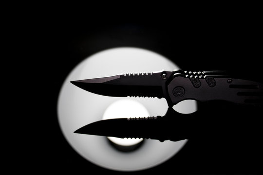 How to Sharpen a Serrated Knife like a Pro - Be At My Kitchen